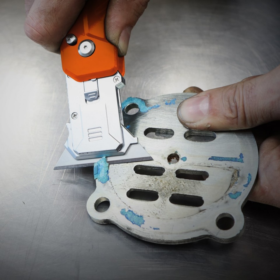 UTILITY KNIFE - FOLDING LOCK-BACK - 90° ROTATABLE BLADE